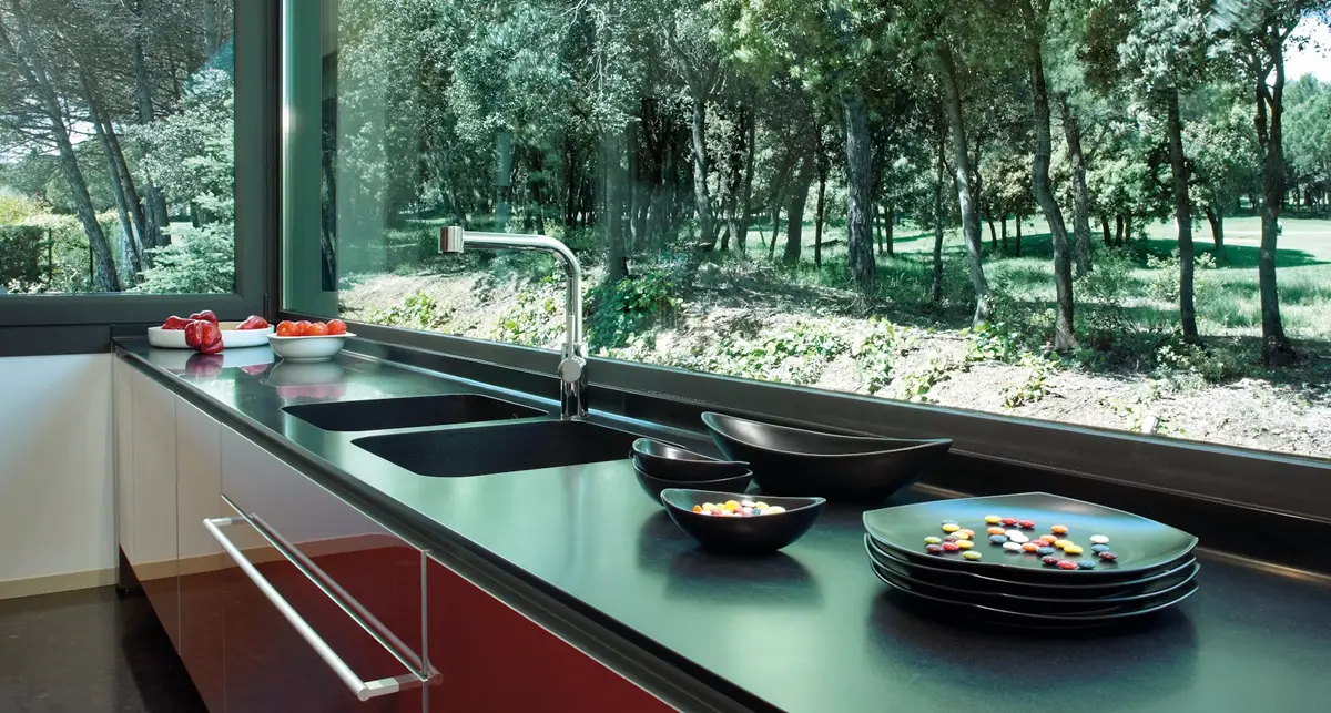 Silestone Night Tebas18